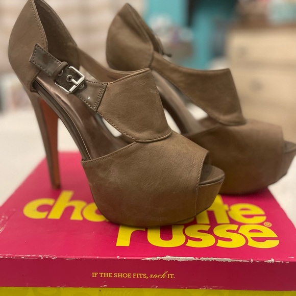 Charlotte Russe | Shoes | Charlotte Russe Peep Toe Platform Heels ...